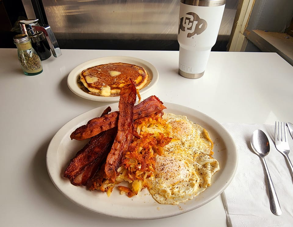 Silver Spur Cafe - Sheridan Wyoming Travel Guide